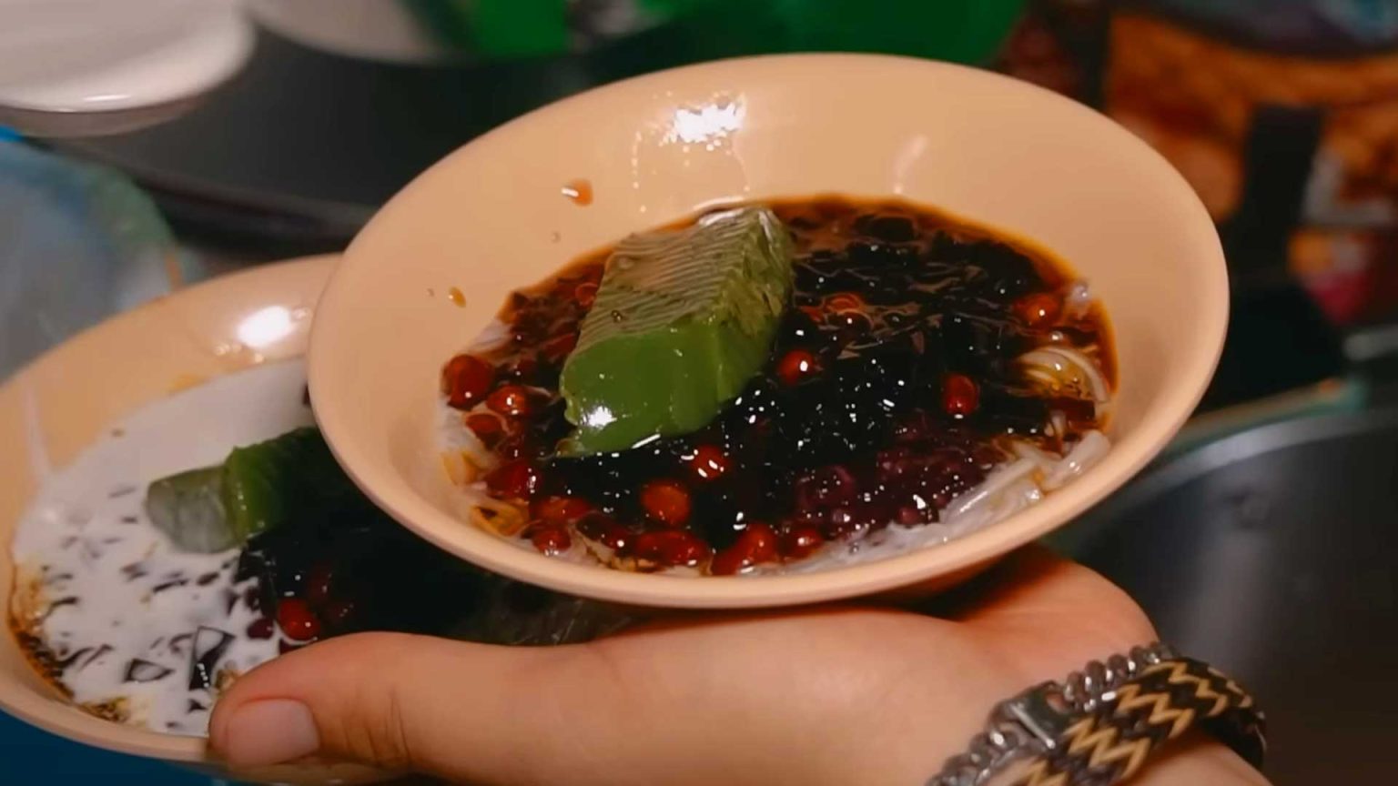 Mengenal-Che-Hun-Tiau,-Dessert-Legendaris-Pontianak-yang-Viral-Sampai ...